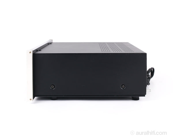 Vintage / Mcintosh C35 // Solid-State Preamplifier – AURAL HiFi