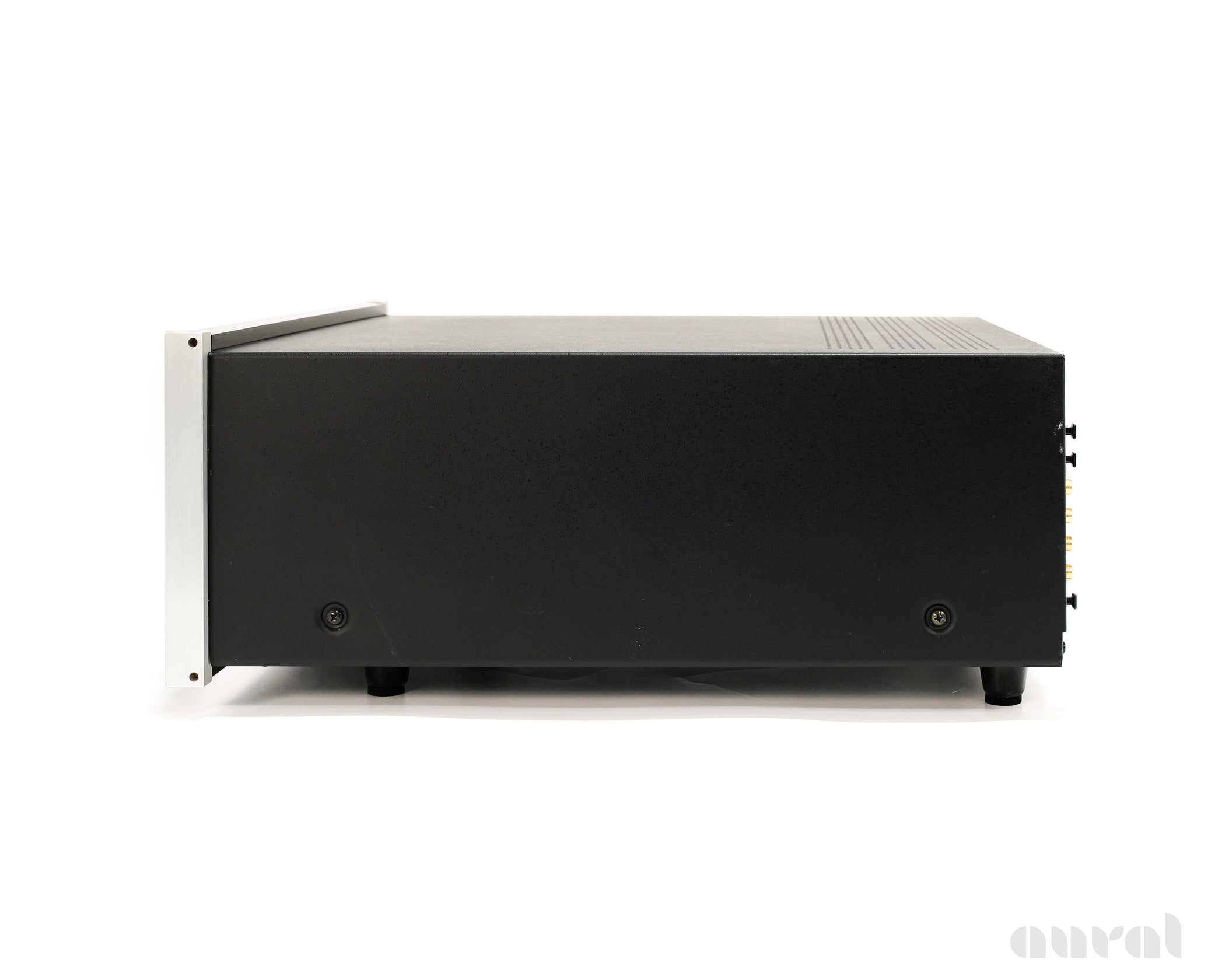 Mcintosh MX132 // Preamp / 5.1 AV Home Theater Processor – AURAL HiFi
