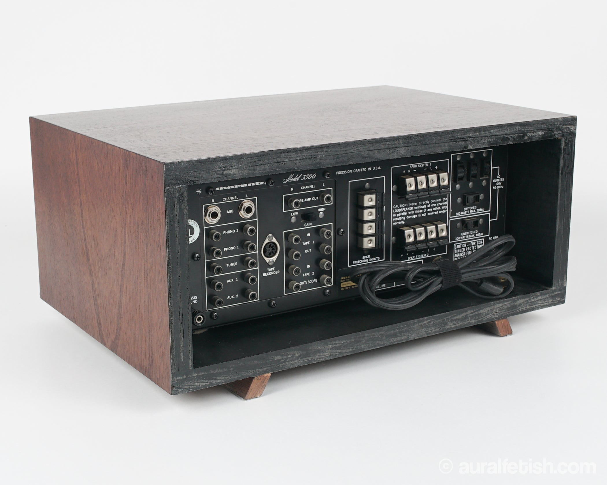 Marantz 3300 // Solid State Stereo Preamplifier – AURAL HiFi