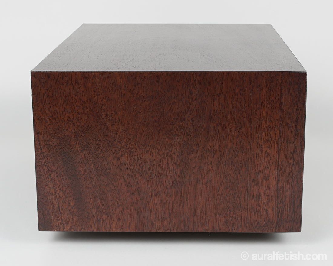 Marantz 3300 // Solid State Stereo Preamplifier – AURAL HiFi