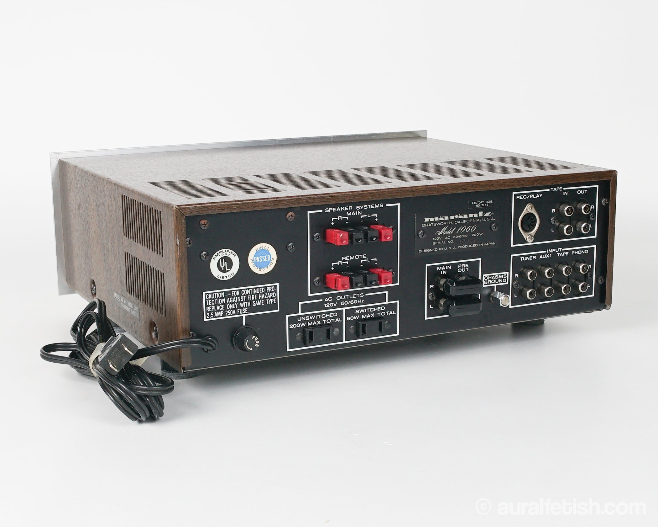 Marantz Model 1060 // Integrated Amplifier / Original Box – AURAL HiFi