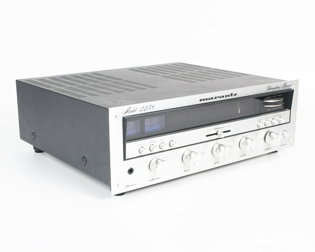 Marantz 2238 // Stereo Receiver – AURAL HiFi