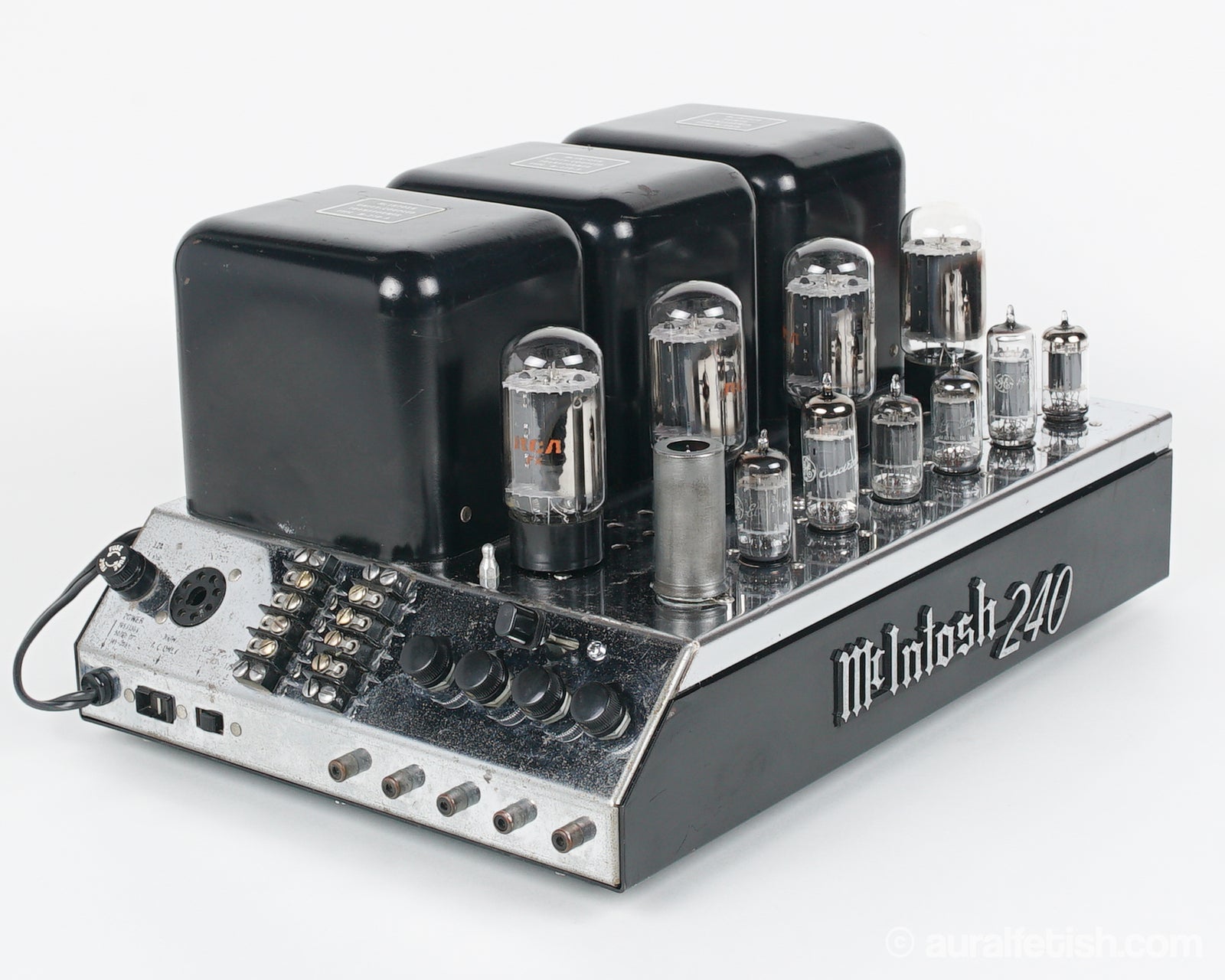 Vintage Mcintosh MC240 // Stereo Tube Amplifier – AURAL HiFi
