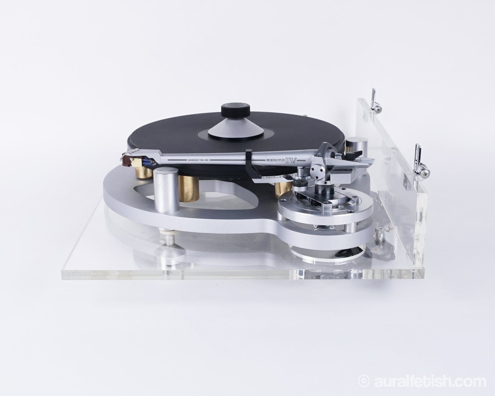 Michell Gyrodec MKII // Turntable / SME Series IV Tonearm / Gold ...