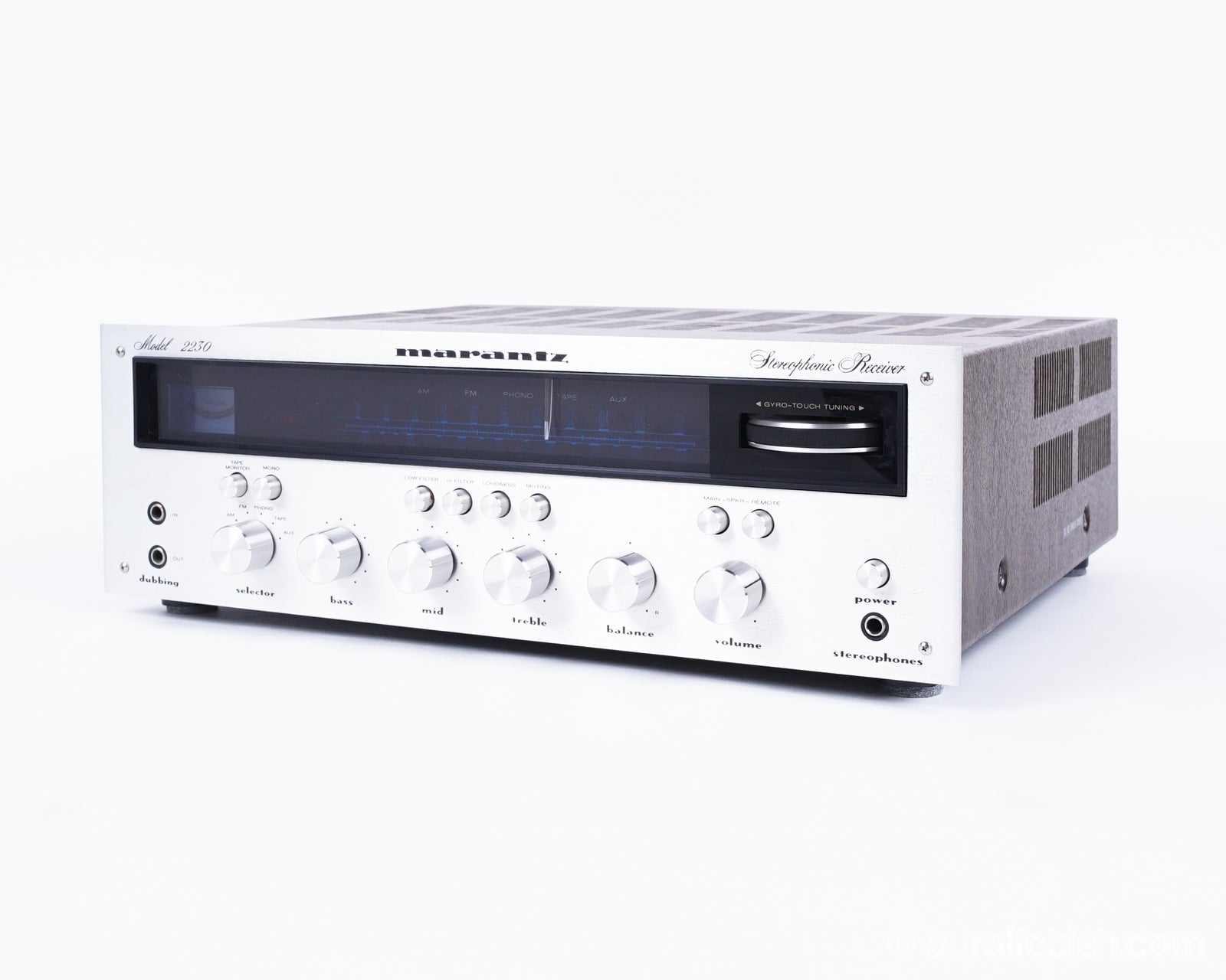 Vintage Marantz 2230 // Solid-State Receiver – AURAL HiFi